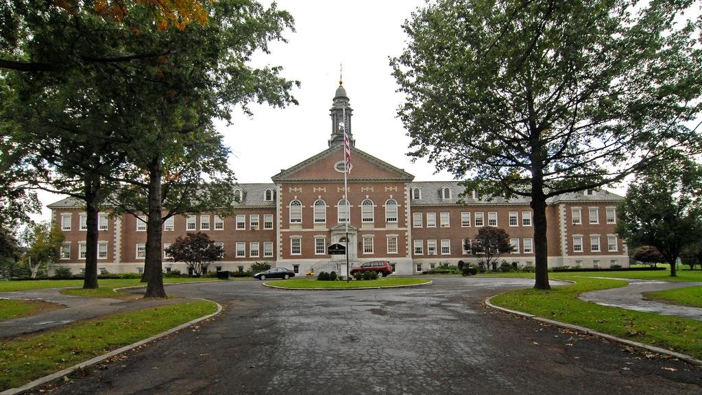 The Albany Academies,Homestay in New York,Accommodation in