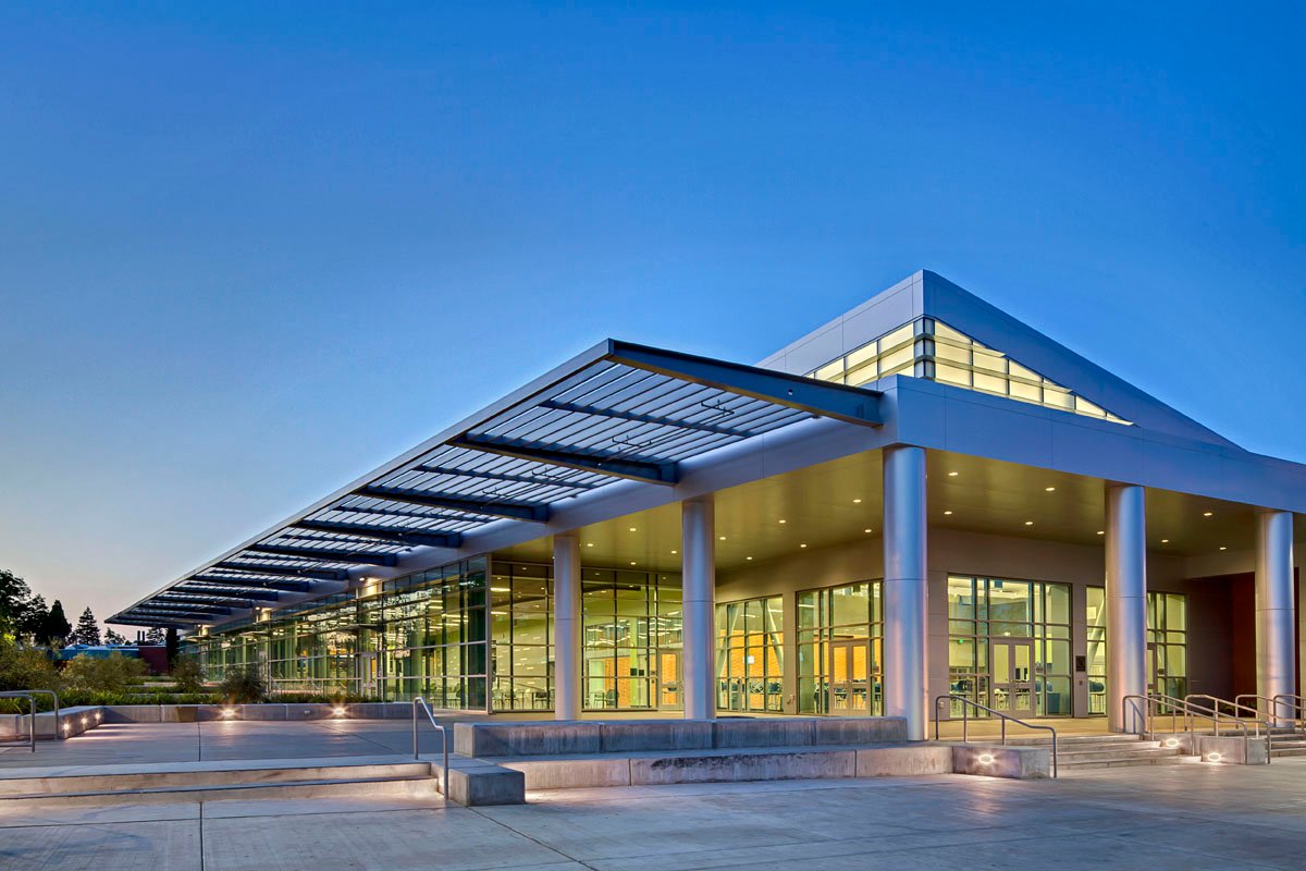 American River College,Homestay and Guardianship in North Highl