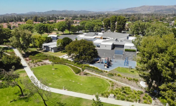 Irvine Unified School District,Homestay and Guardianship for stude