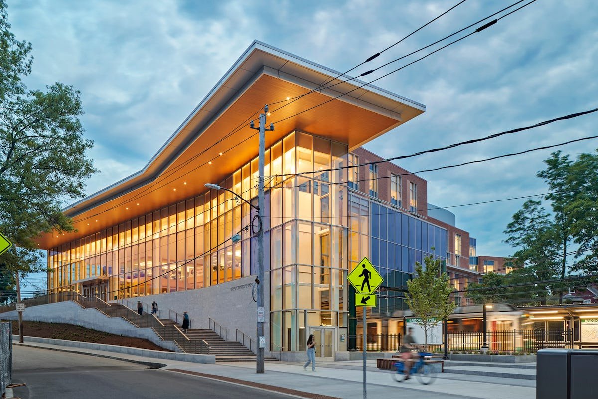 Brookline High School,Homestay and Guardianship for students in