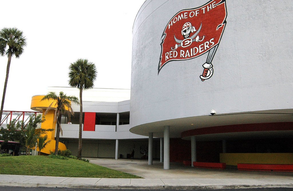 Miami Edison Senior High School,Homestay and Guardianship for
