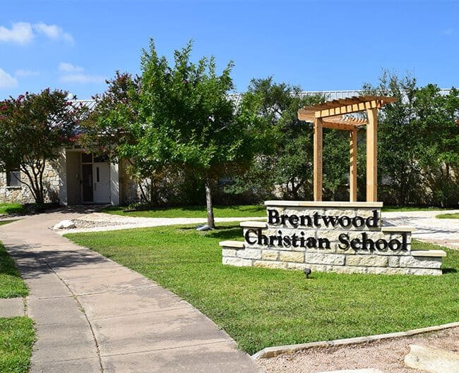 Brentwood Christian School,Homestay and Guardianship for studen