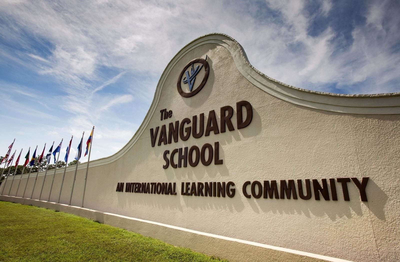 The Vanguard School,Homestay and Guardianship for students in